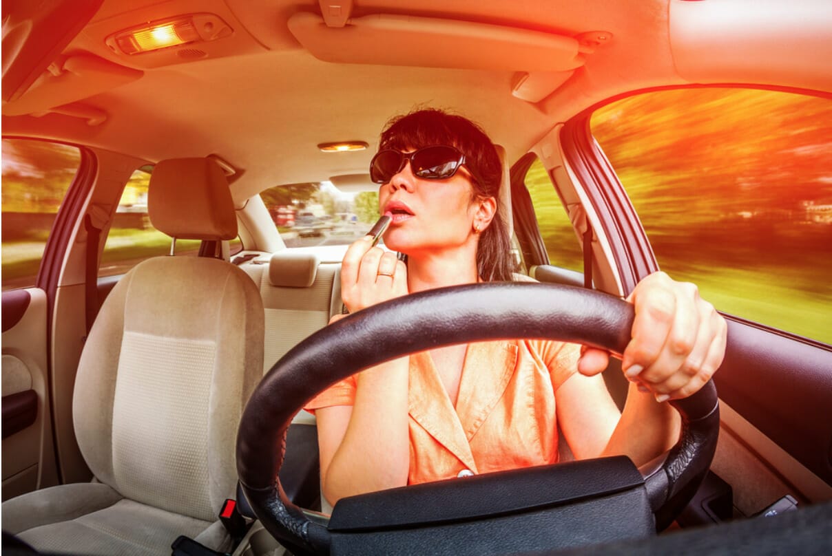 Reviewing the heavy toll of distracted driving accidents | Rose Sanders Law