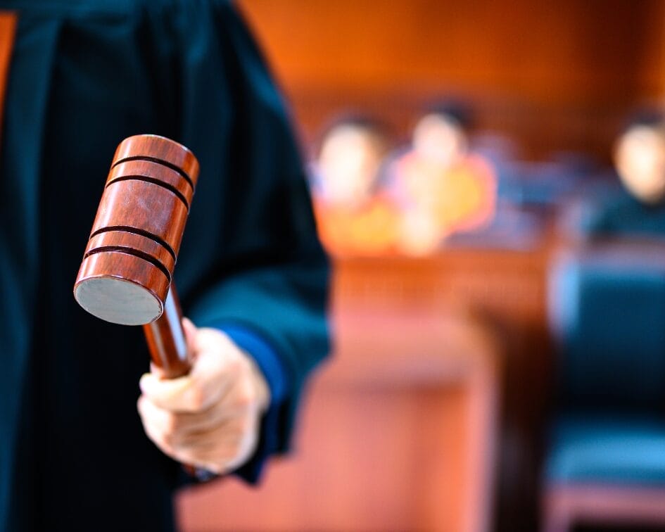 Settling Defamation Cases: Texas Out-of-Court Guide